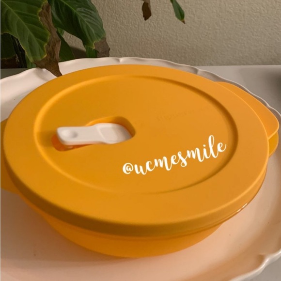 Tupperware | Kitchen | Tupperware Crystalwave Container | Poshmark